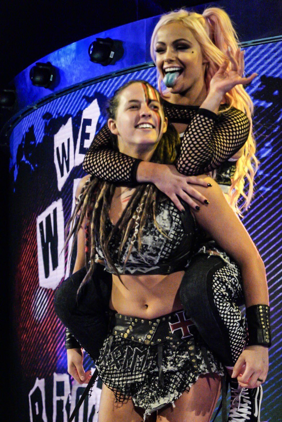 Sarah Logan Wallpapers - Wallpaper Cave