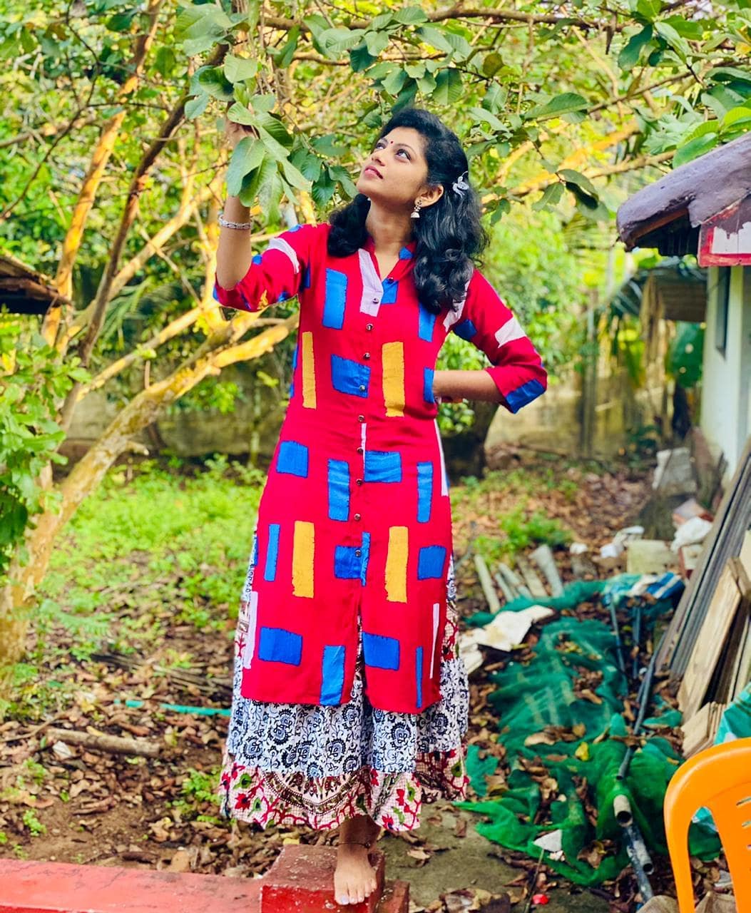 Shruthi Rajanikanth Wallpapers - Wallpaper Cave