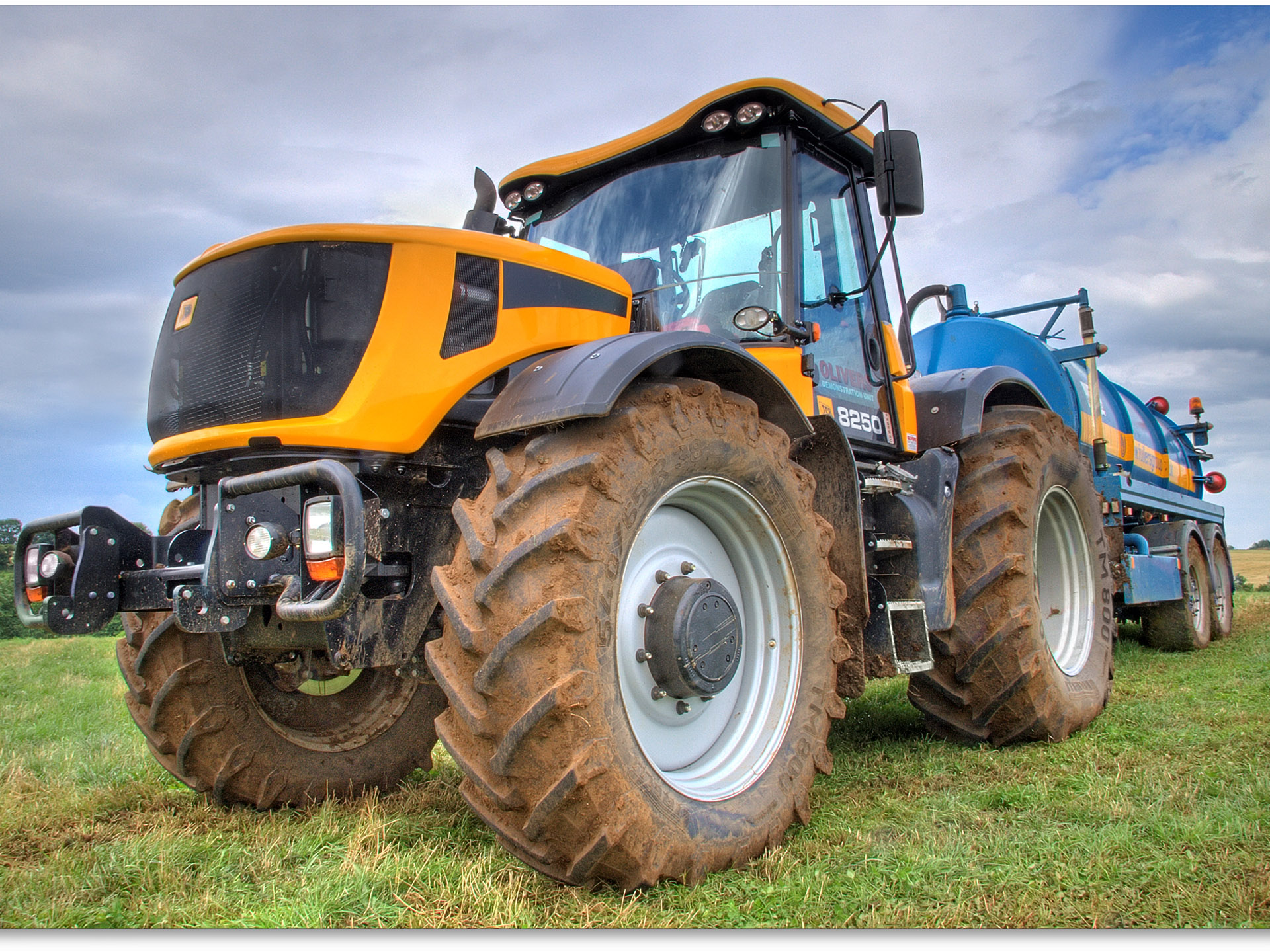 JCB Fastrac Wallpapers - Wallpaper Cave