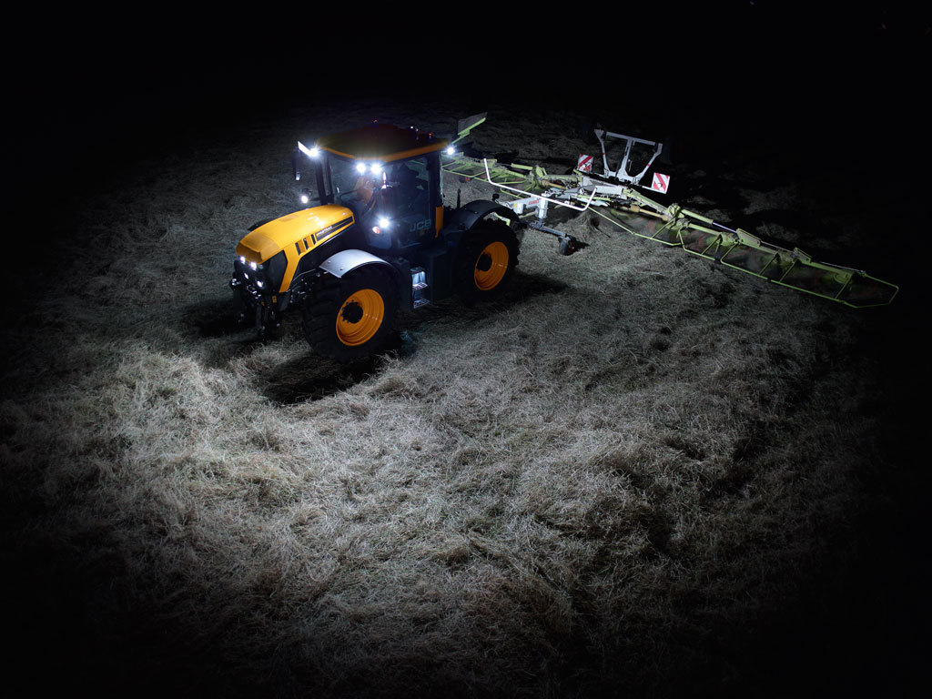 JCB Fastrac Wallpapers - Wallpaper Cave