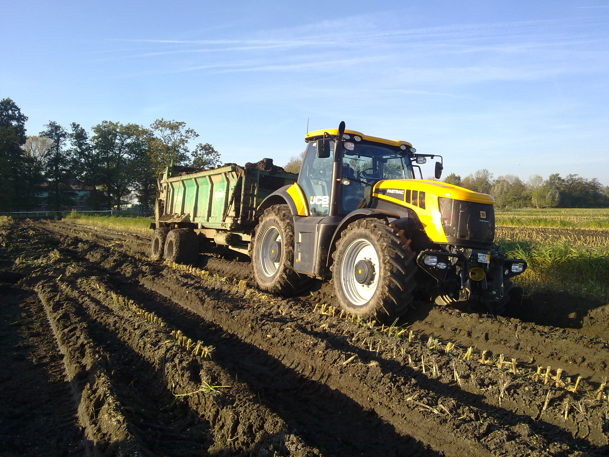 JCB Fastrac Wallpapers - Wallpaper Cave