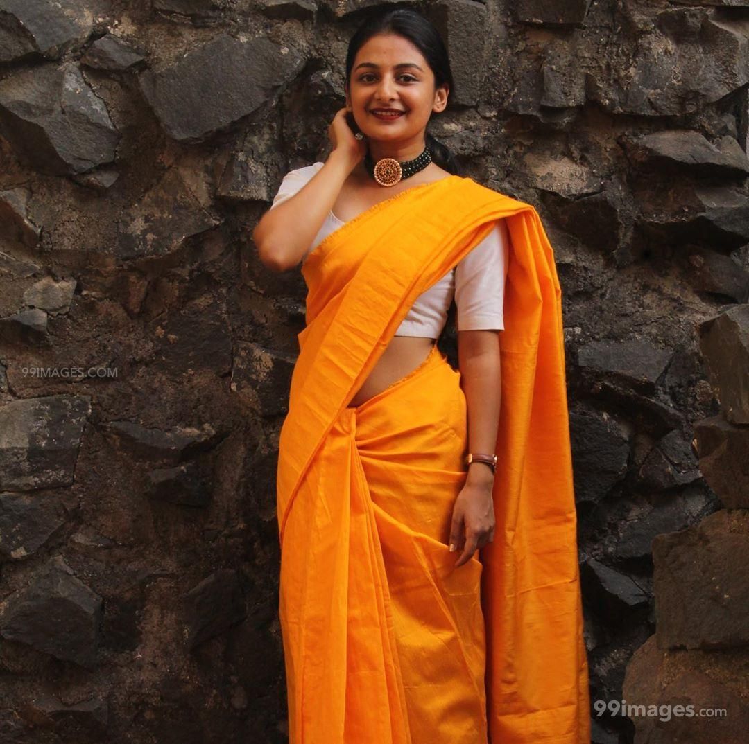 Esther Anil Wallpapers - Wallpaper Cave