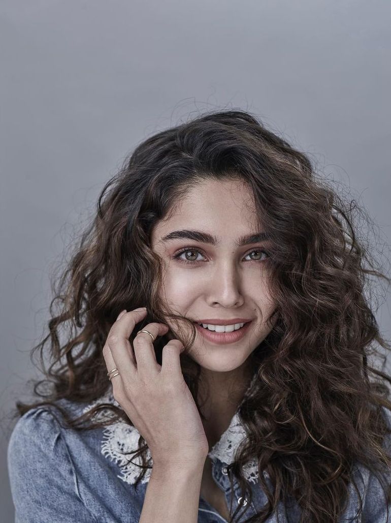 Sharvari Wagh Wallpapers - Wallpaper Cave