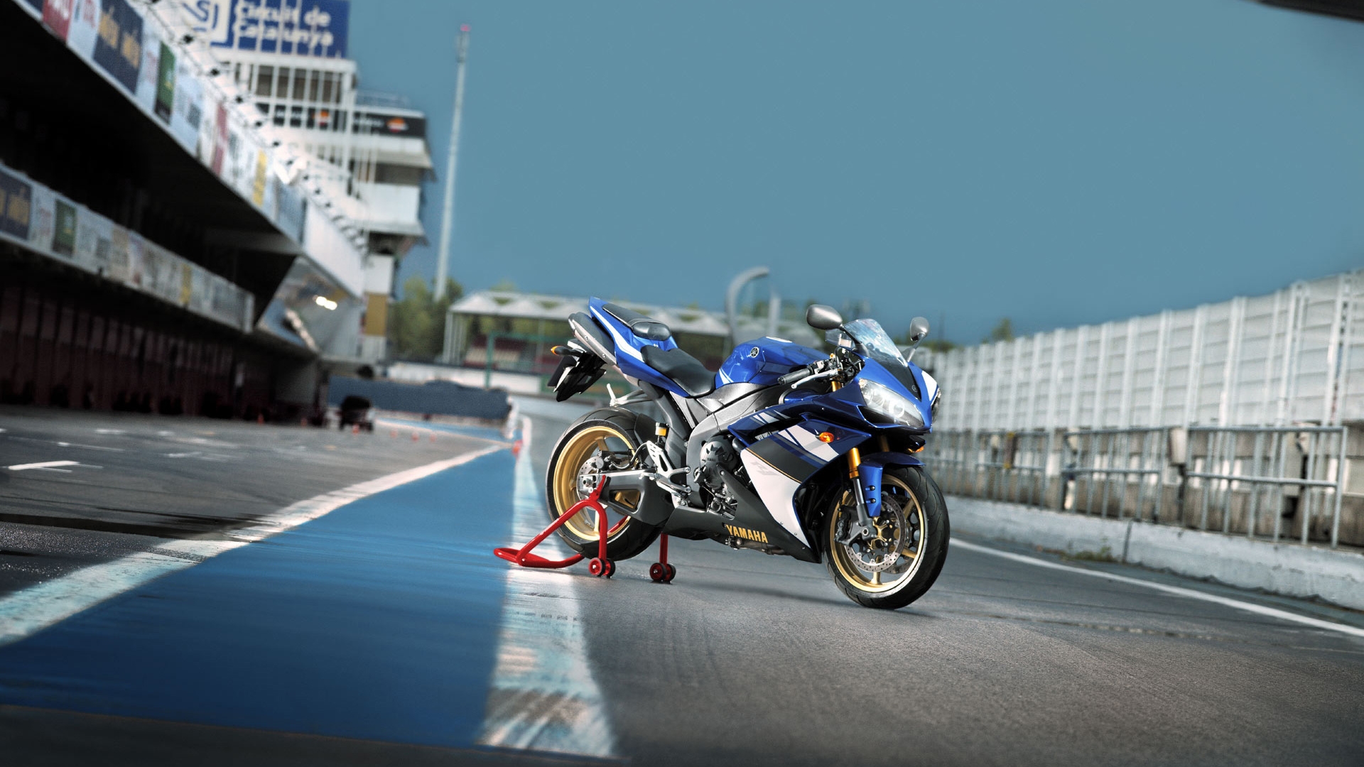 Yamaha R1 Desktop Wallpapers - Wallpaper Cave
