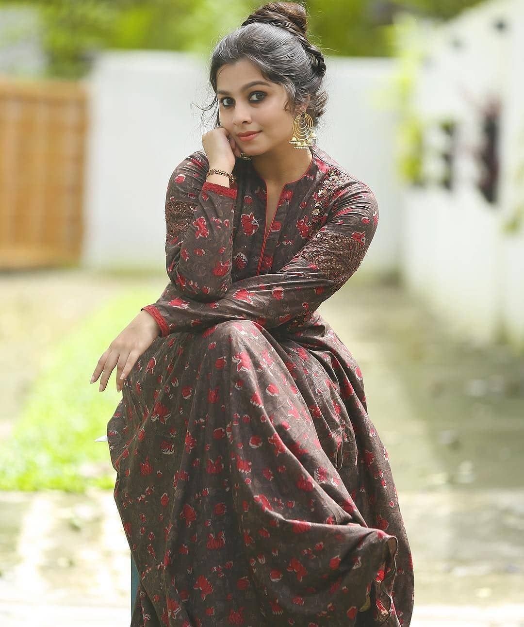 Niranjana Anoop Wallpapers - Wallpaper Cave