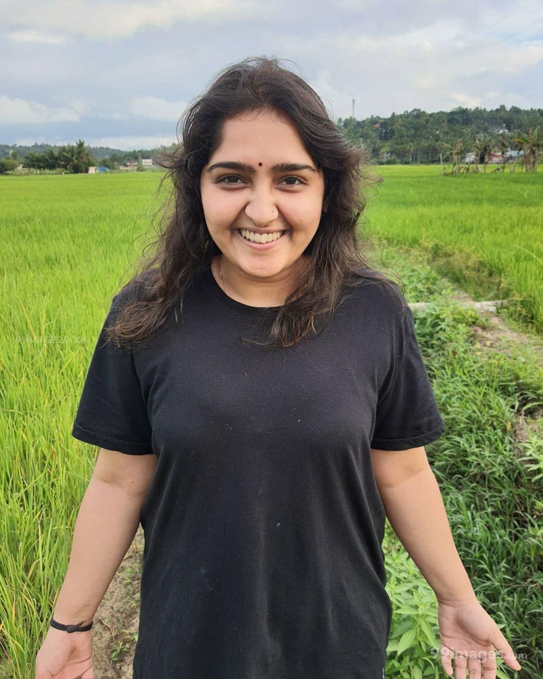 Sanusha Santhosh Wallpapers - Wallpaper Cave