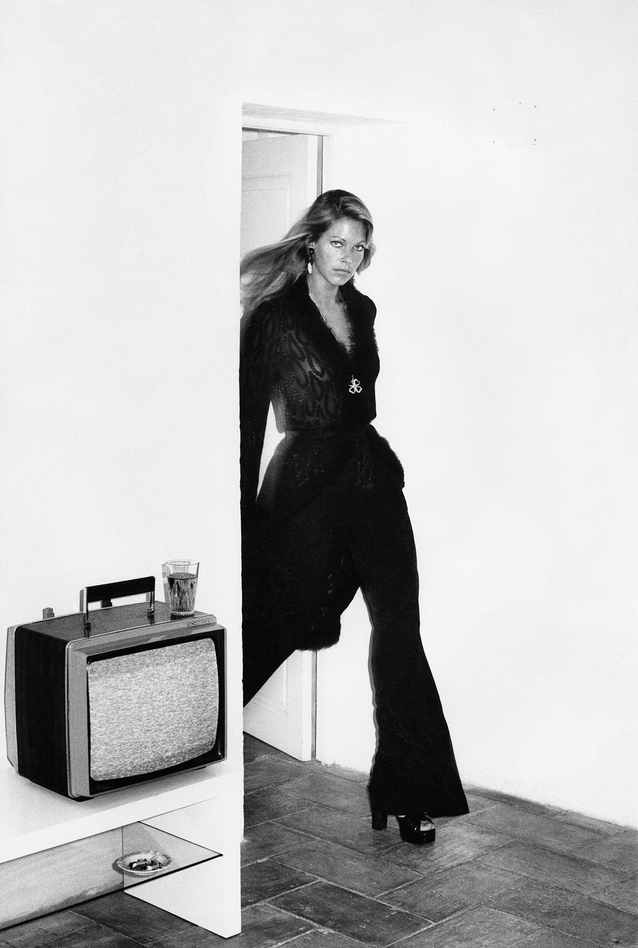 Helmut Newton Wallpapers - Wallpaper Cave