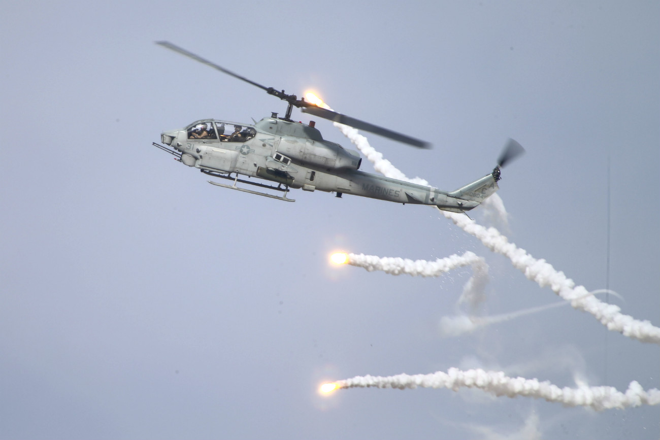 Helicopter Firing Rockets Wallpapers - Wallpaper Cave