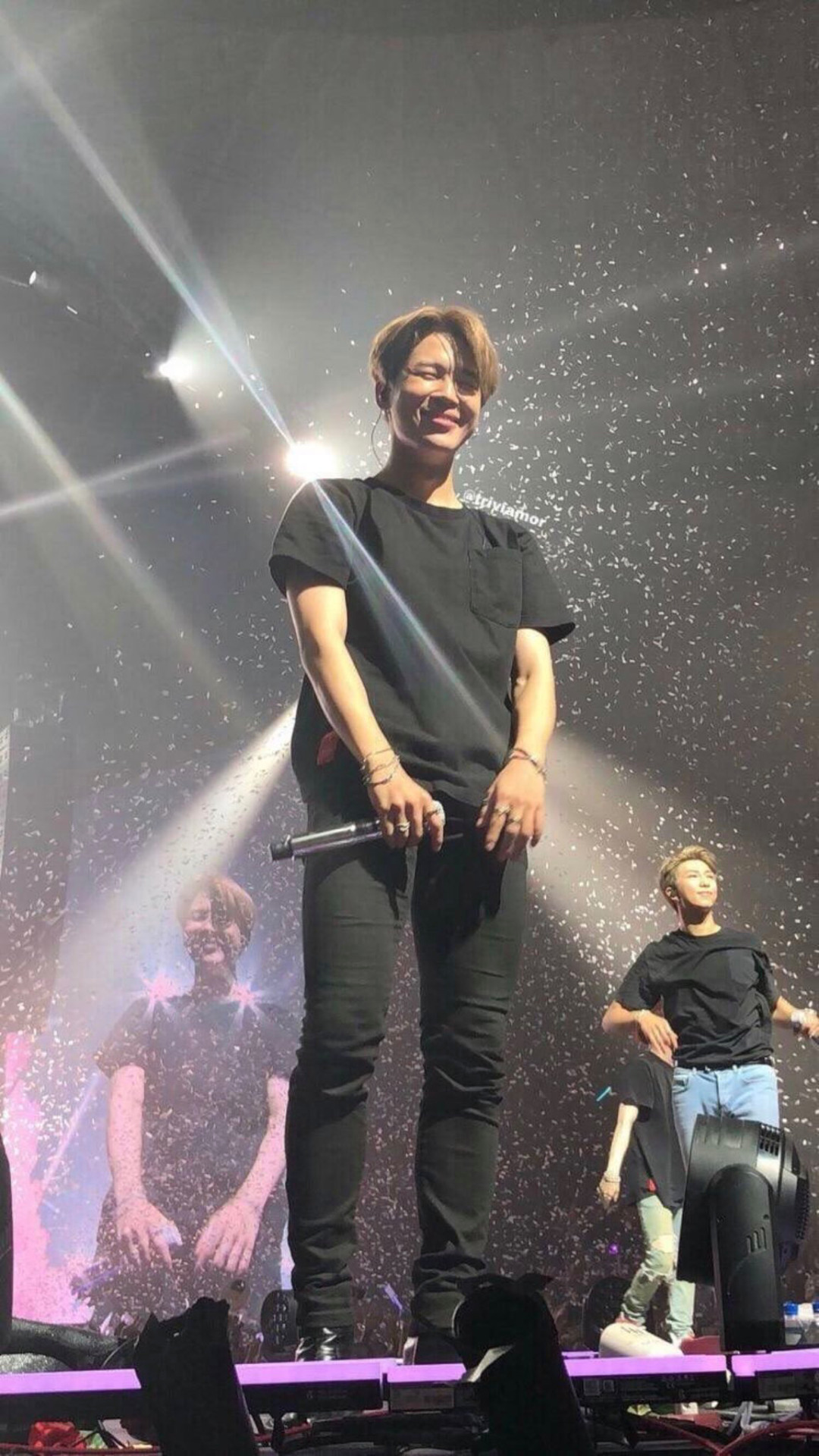 Jimin Concert Wallpapers - Wallpaper Cave