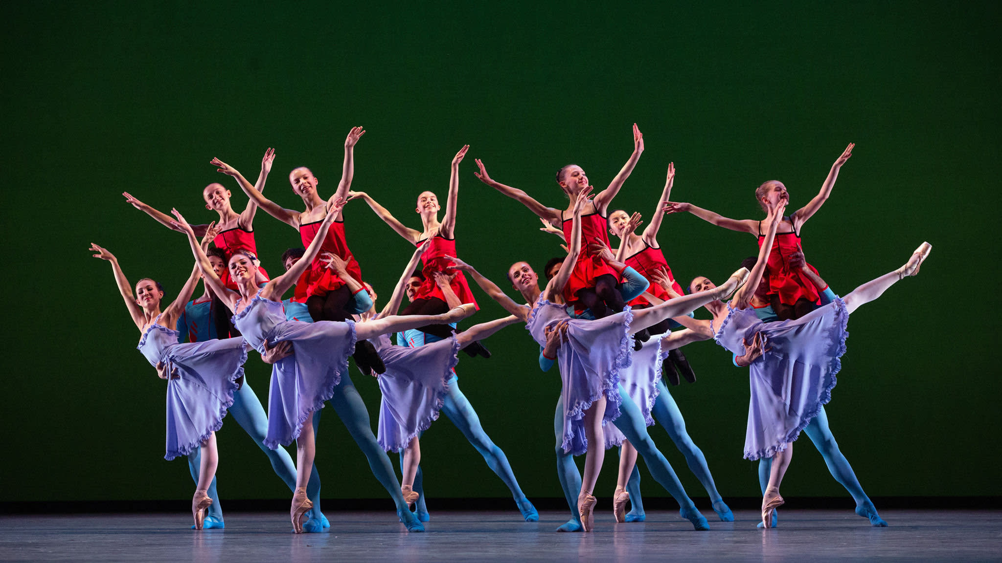 Ballet Fish Lift Wallpapers - Wallpaper Cave