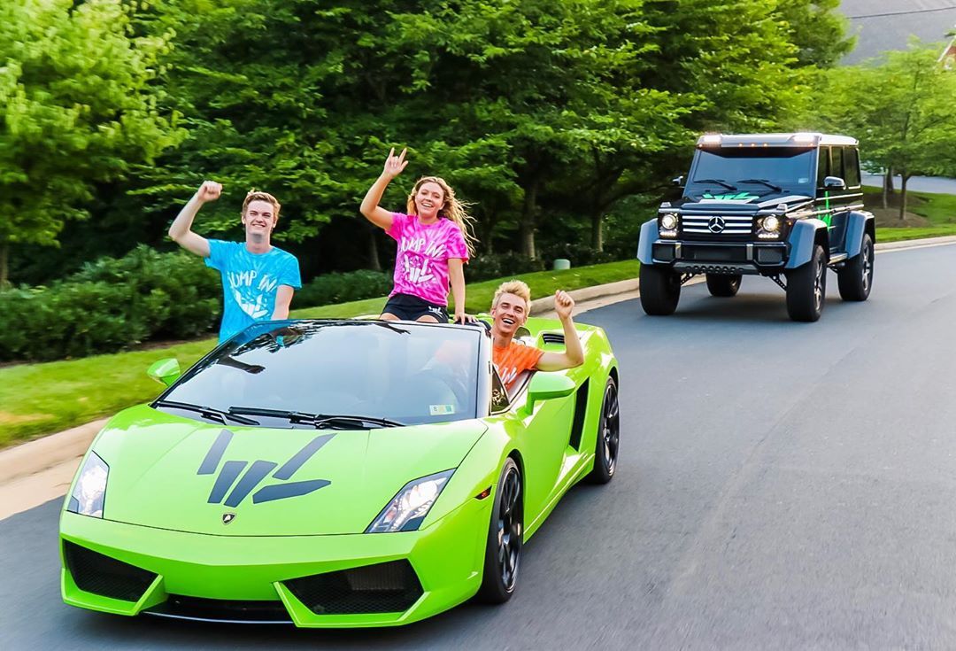 Lizzy Sharer Wallpapers - Wallpaper Cave