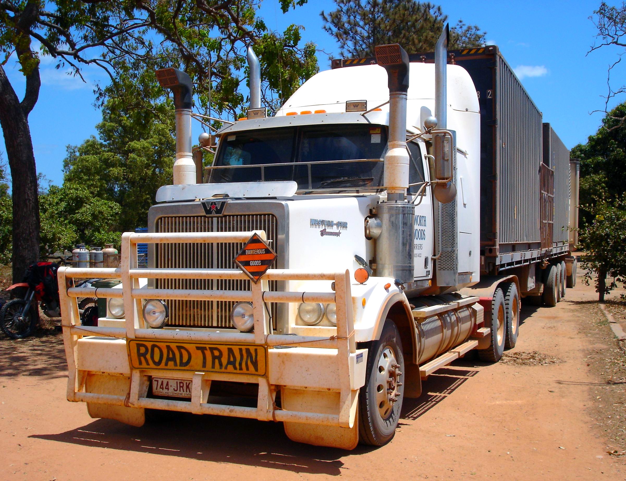 Road Train Wallpapers - Wallpaper Cave