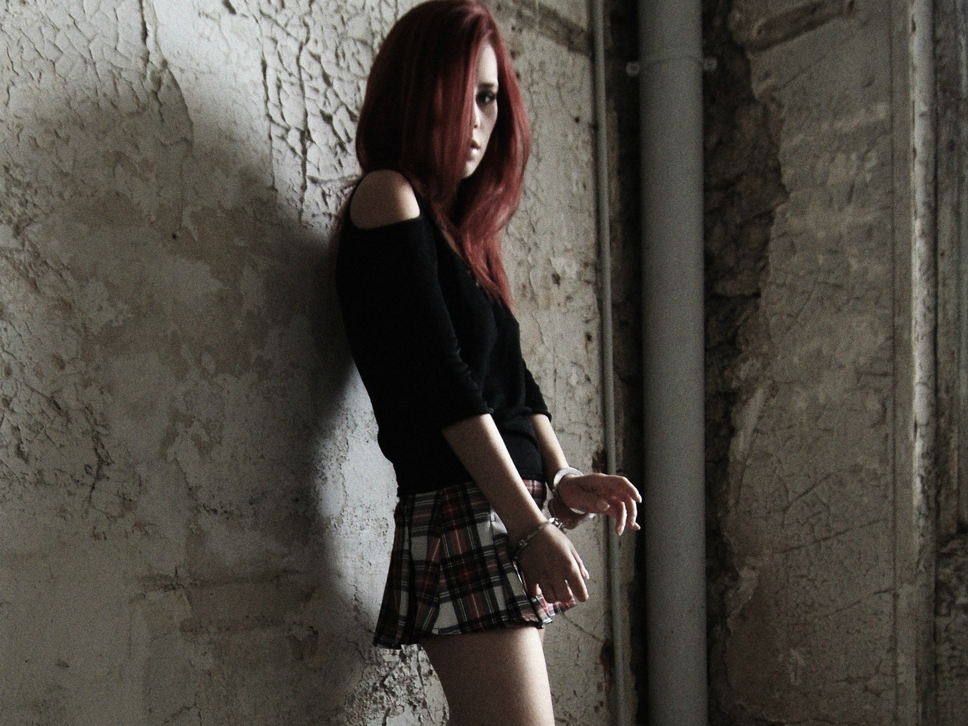 Handcuffed Girls Wallpapers - Wallpaper Cave