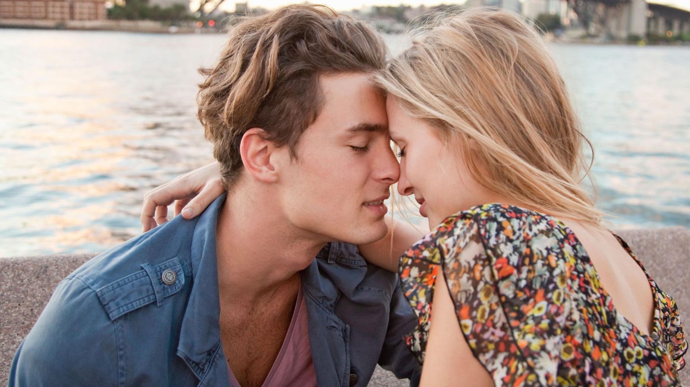 High School Boyfriend And Girlfriend Wallpapers - Wallpaper Cave