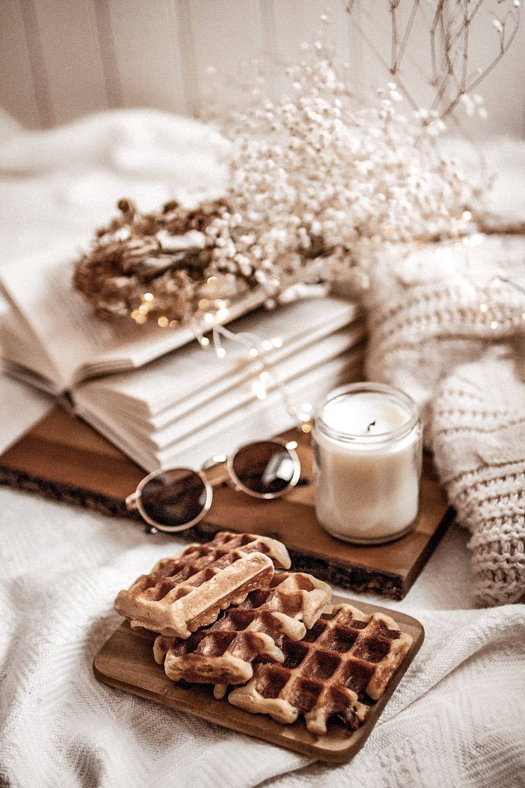 Beige Autumn Aesthetic Wallpapers - Wallpaper Cave