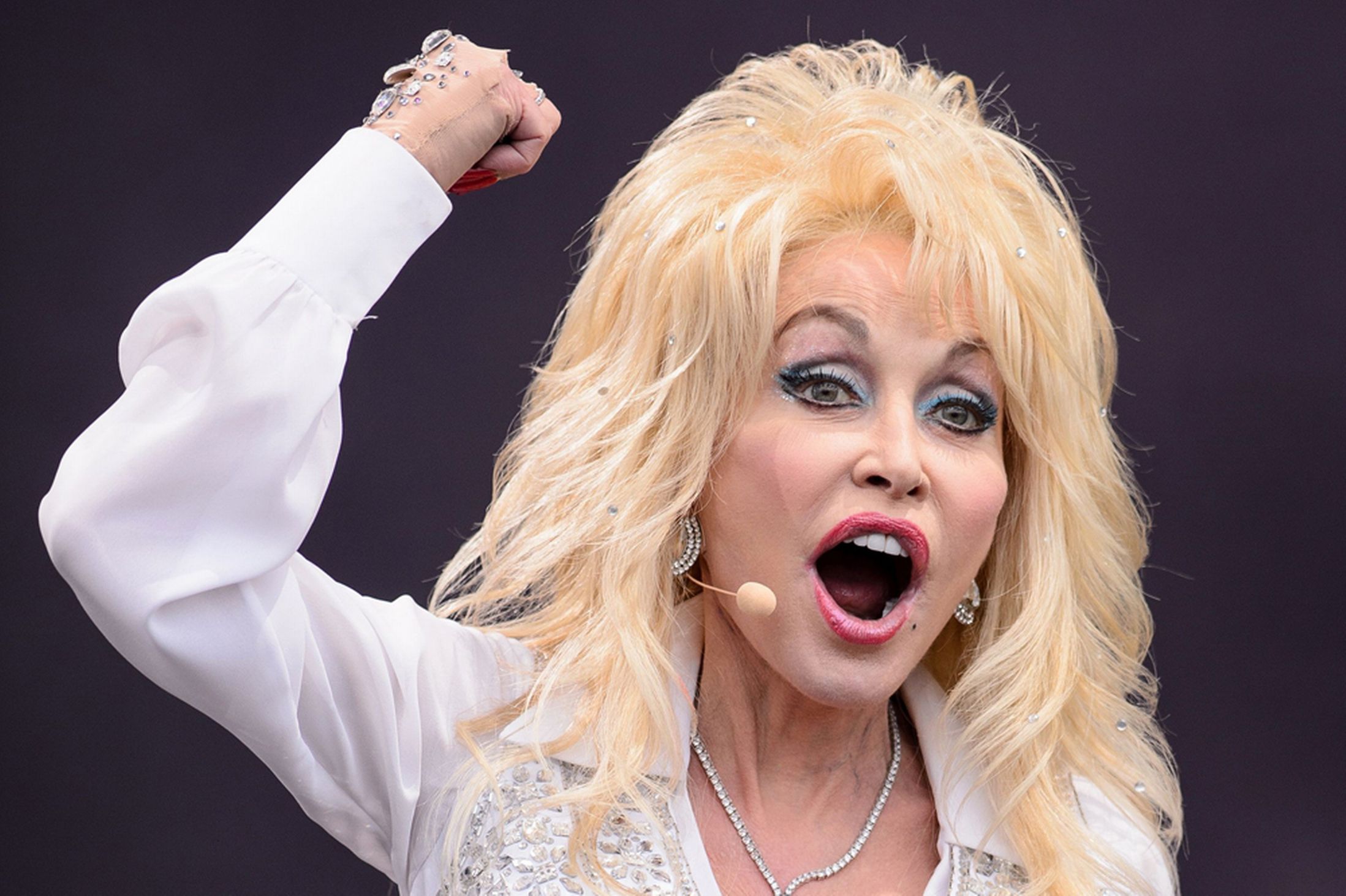 Dolly Parton Desktop Wallpapers - Wallpaper Cave