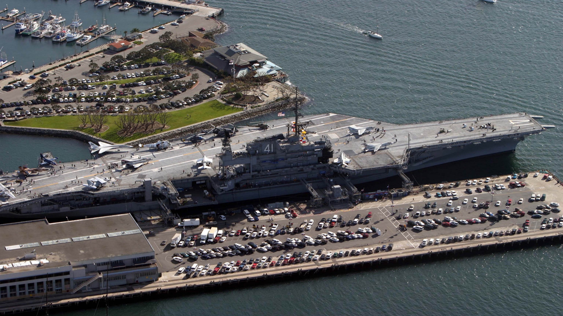 Assault Carrier Wallpapers - Wallpaper Cave