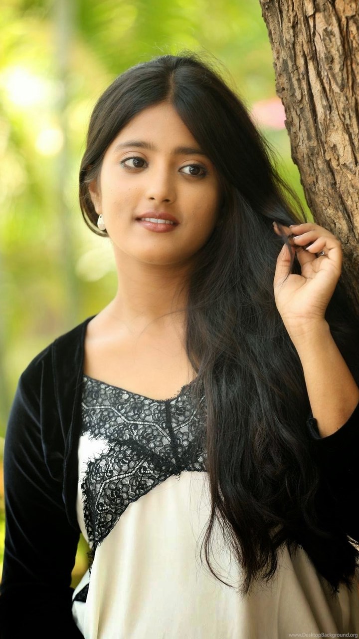 Ulka Gupta Wallpapers - Wallpaper Cave