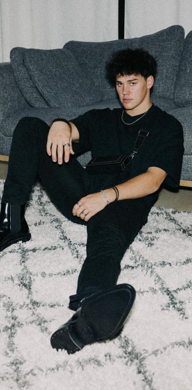 Noah Beck iPhone Wallpapers - Wallpaper Cave