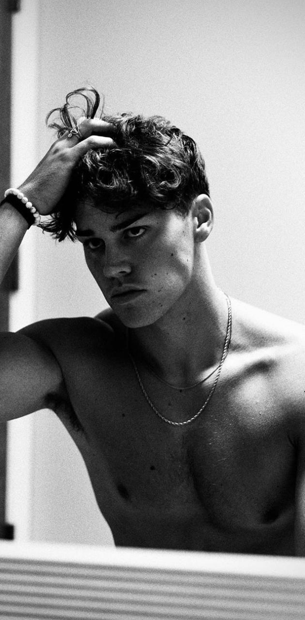 Noah Beck iPhone Wallpapers - Wallpaper Cave