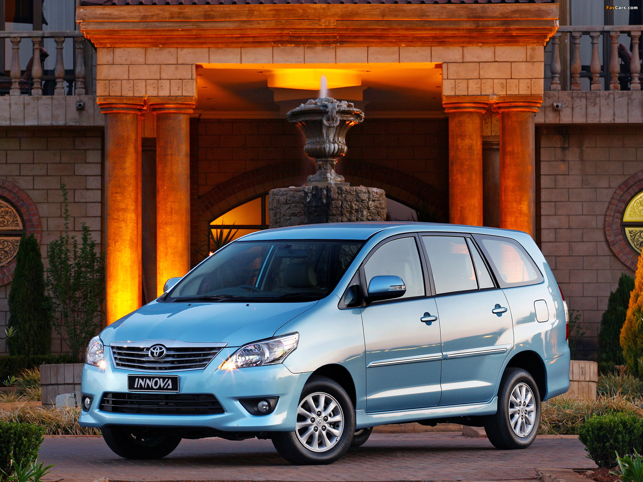 Innova Car Wallpapers - Wallpaper Cave