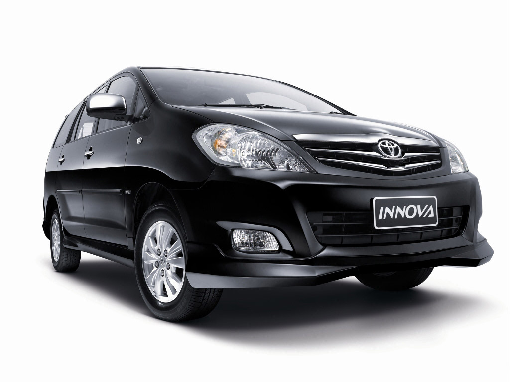 Innova Car Wallpapers - Wallpaper Cave