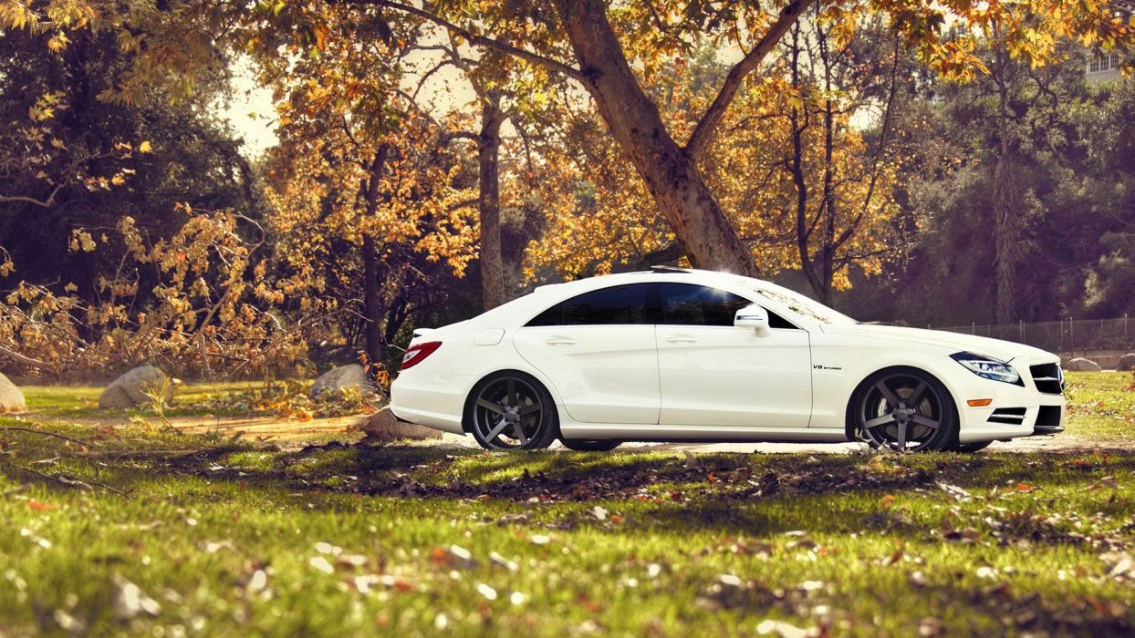 Mercedes Autumn Wallpapers - Wallpaper Cave