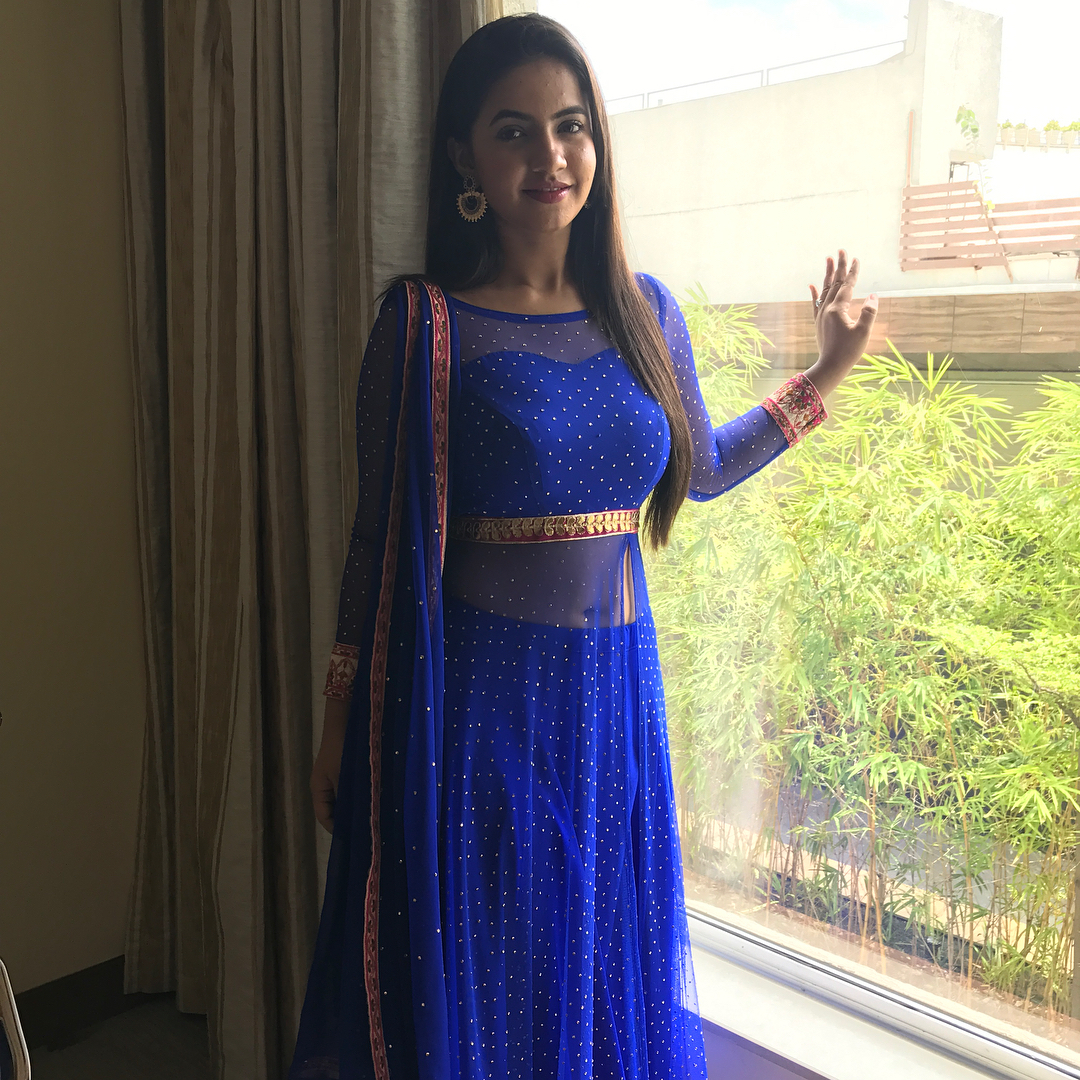 Meera Deosthale Wallpapers - Wallpaper Cave