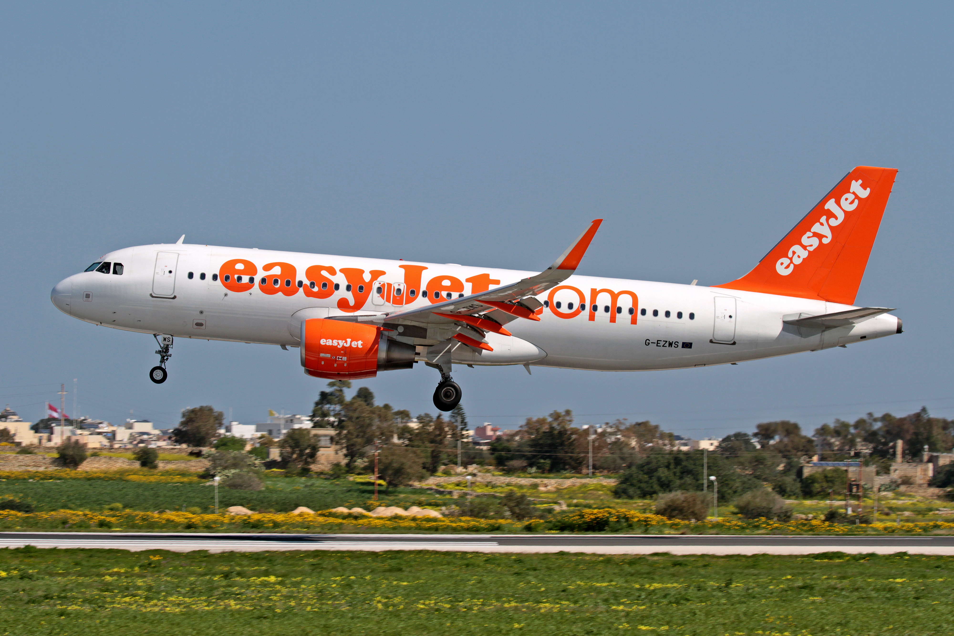 EasyJet Wallpapers - Wallpaper Cave