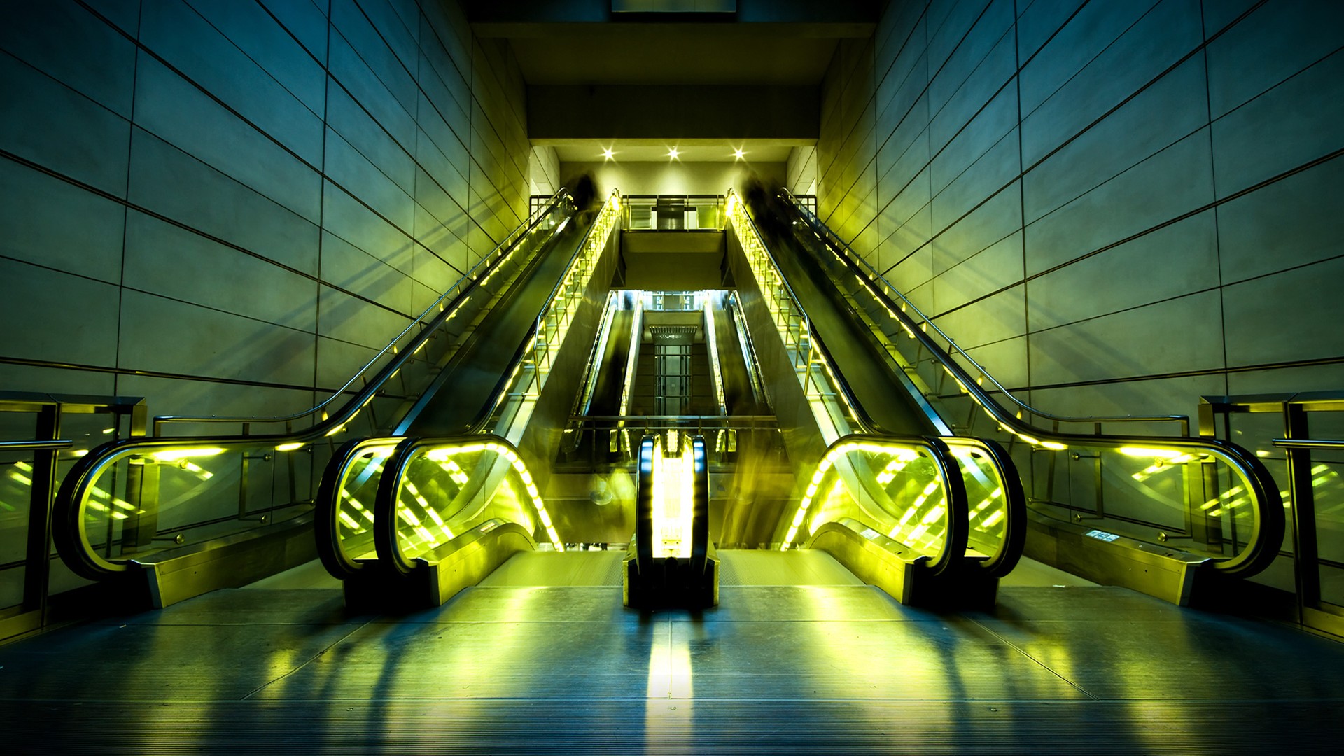Escalator Wallpapers - Wallpaper Cave